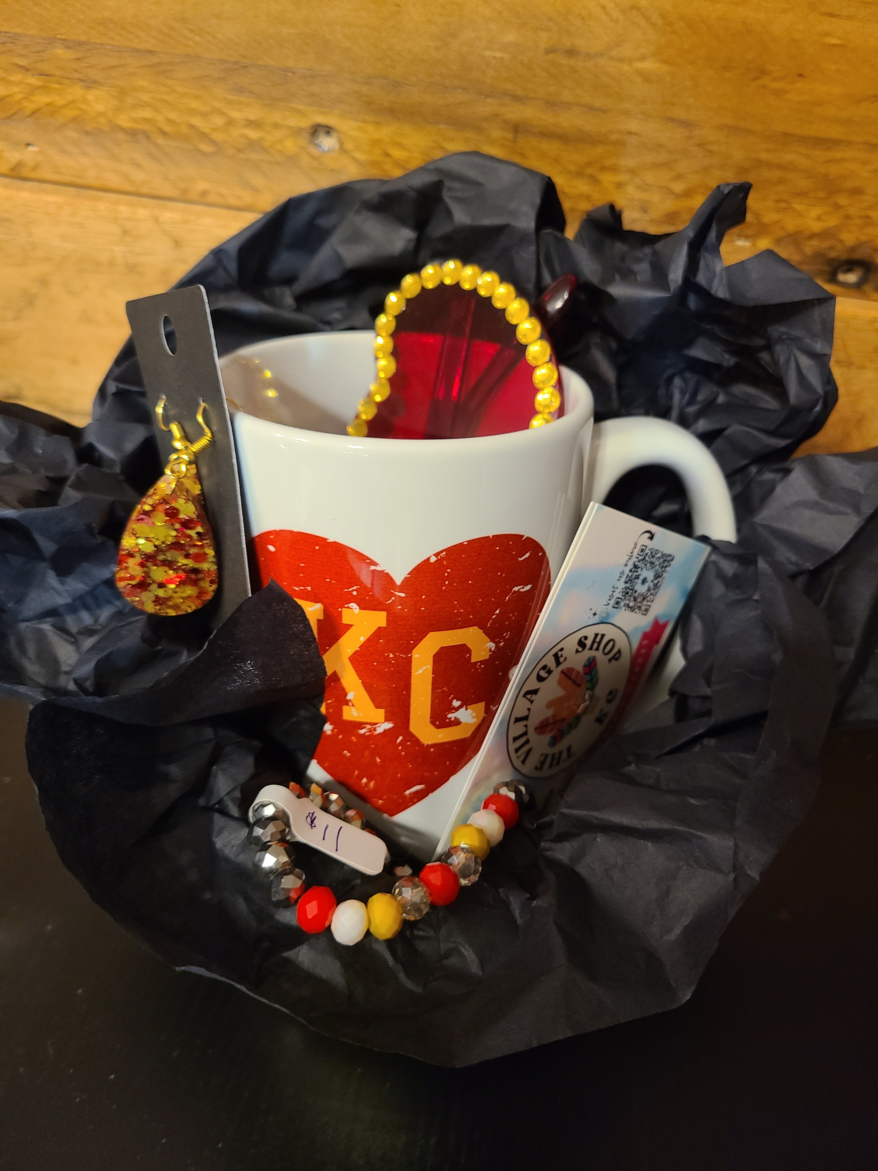 Kansas City Apparel & Accessories – The Village Shop KC